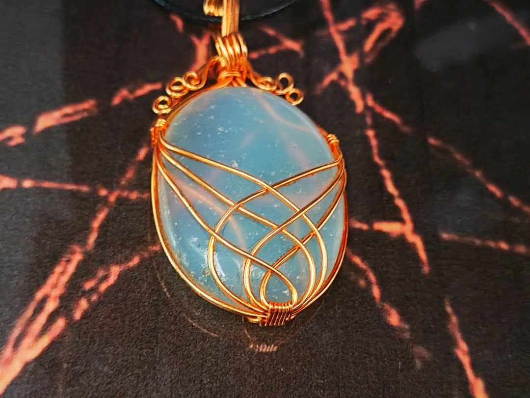 Pendant Filled With Super Power of Djinn Genie to Fulfill Your Every ...