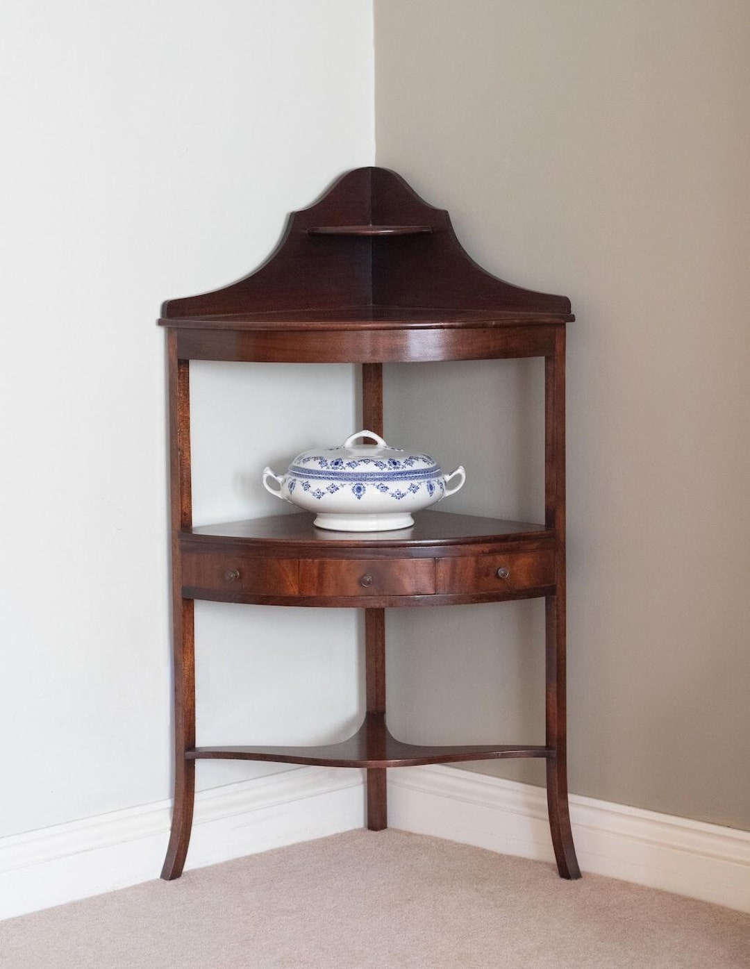 Vintage Corner Table - Etsy