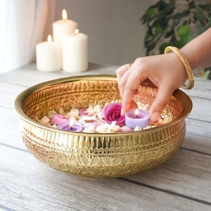 Decorative Traditional Indian Brass Bowl Vintage Urli for Floating ...
