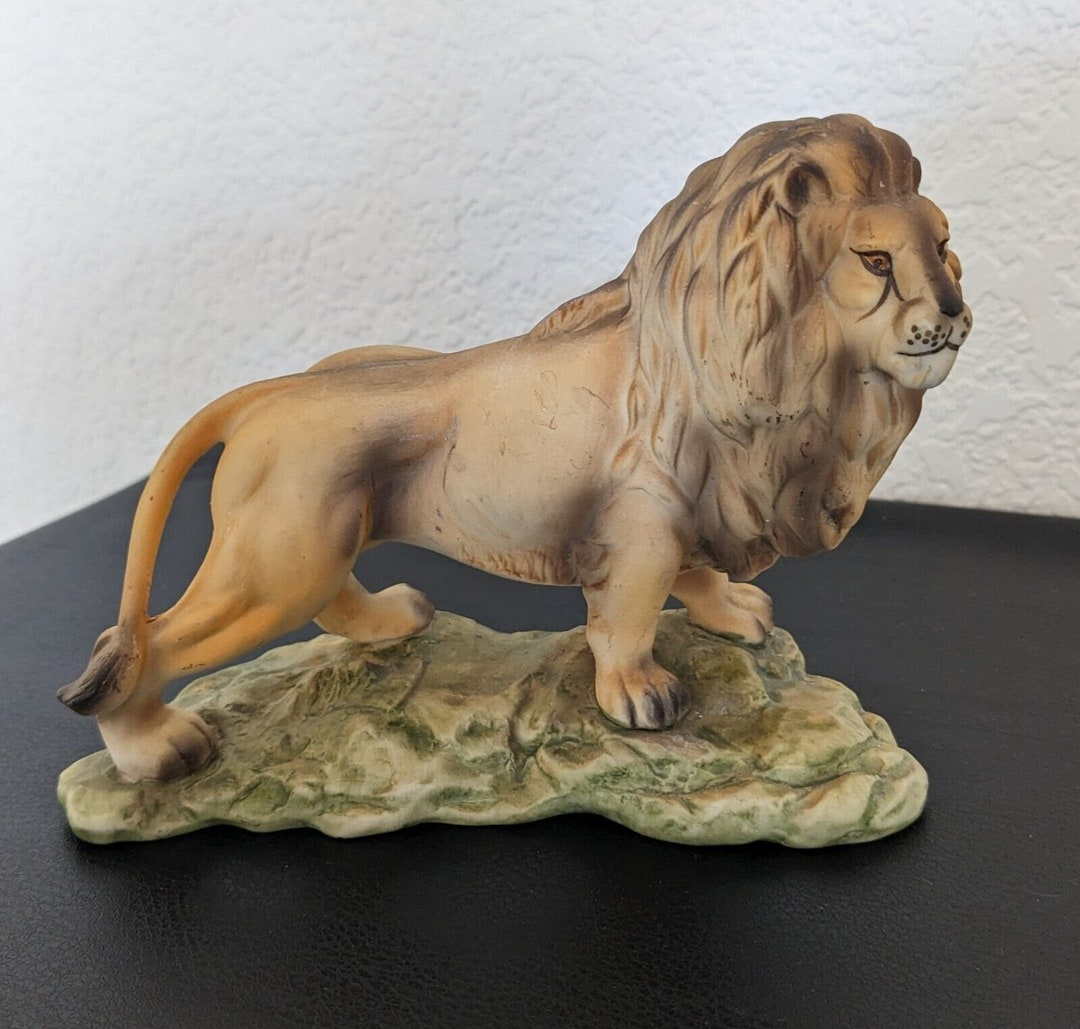 Vintage 1974 Lion Figurine - Aldon Accessories Ltd. NYC - Porcelain ...