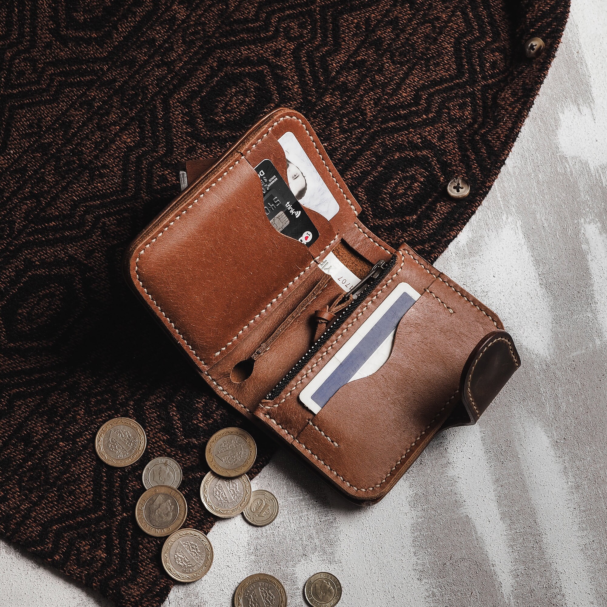 Prestige in Every Stitch: Ragna Genuine Leather Wallet – Elevate Your ...