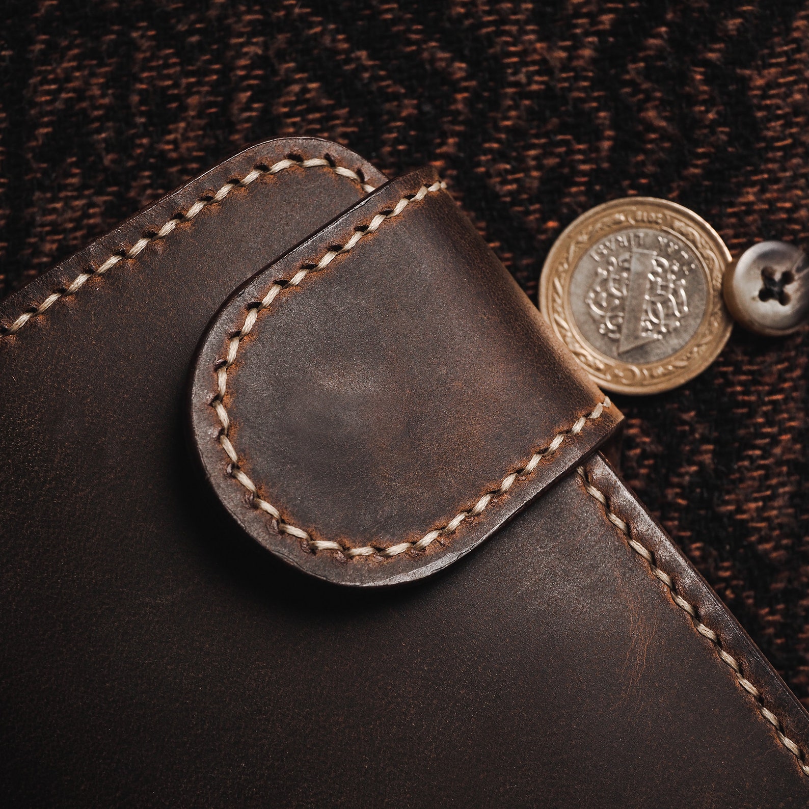 Prestige in Every Stitch: Ragna Genuine Leather Wallet – Elevate Your ...