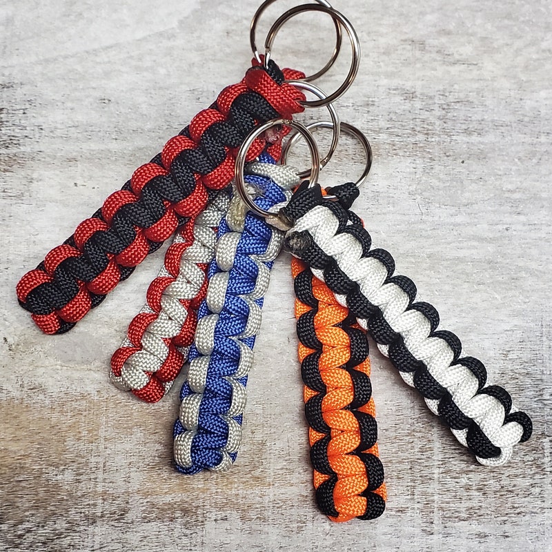 Paracord Keychain - Etsy