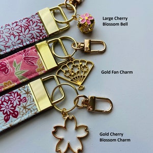 Vintage Kimono Key Fob, Purple Floral, Wrist Strap, Wristlet, Keychain ...