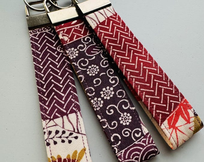 Vintage Kimono Key Fob, Purple Floral, Wrist Strap, Wristlet, Keychain ...