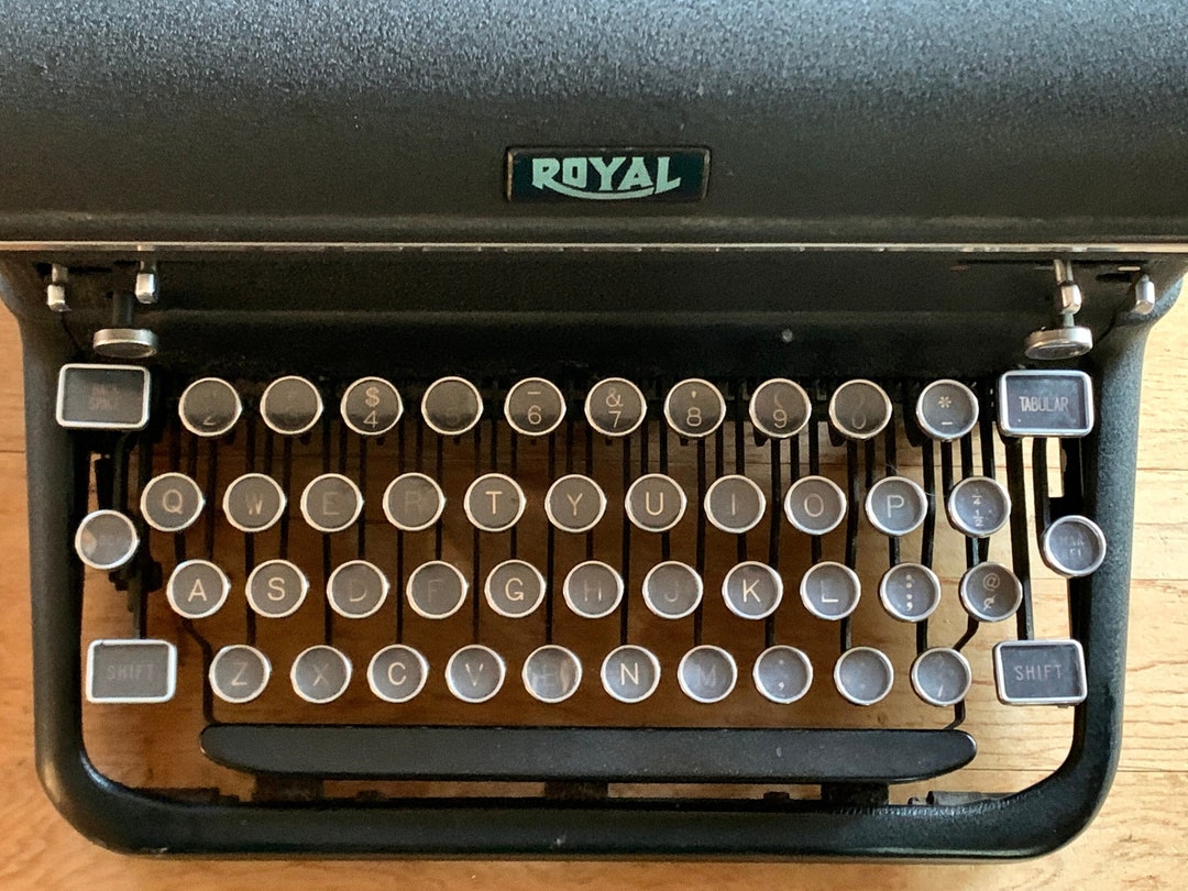 Royal Typewriter 1947 KMM Model 3279376 - Etsy