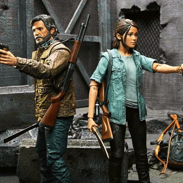 Ellie Tlou Figure - Etsy