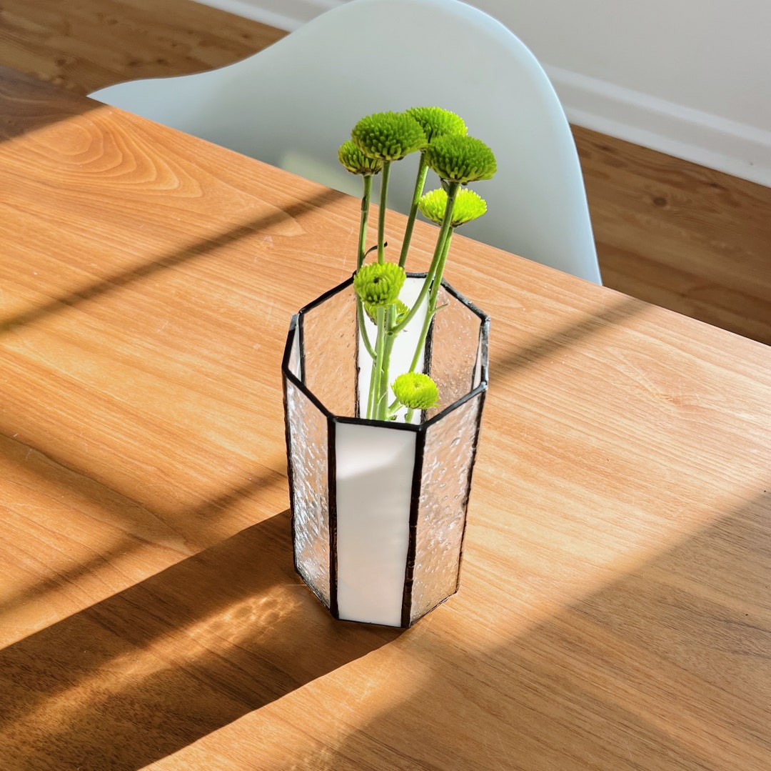 Minimalist Stained Glass Vase - Etsy