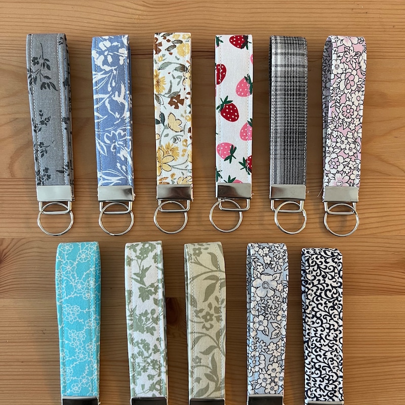 Preppy Keychain - Etsy