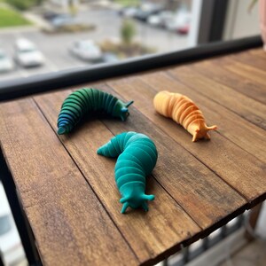 Fidget Toy | 3D Printed Articulated Slug - Etsy