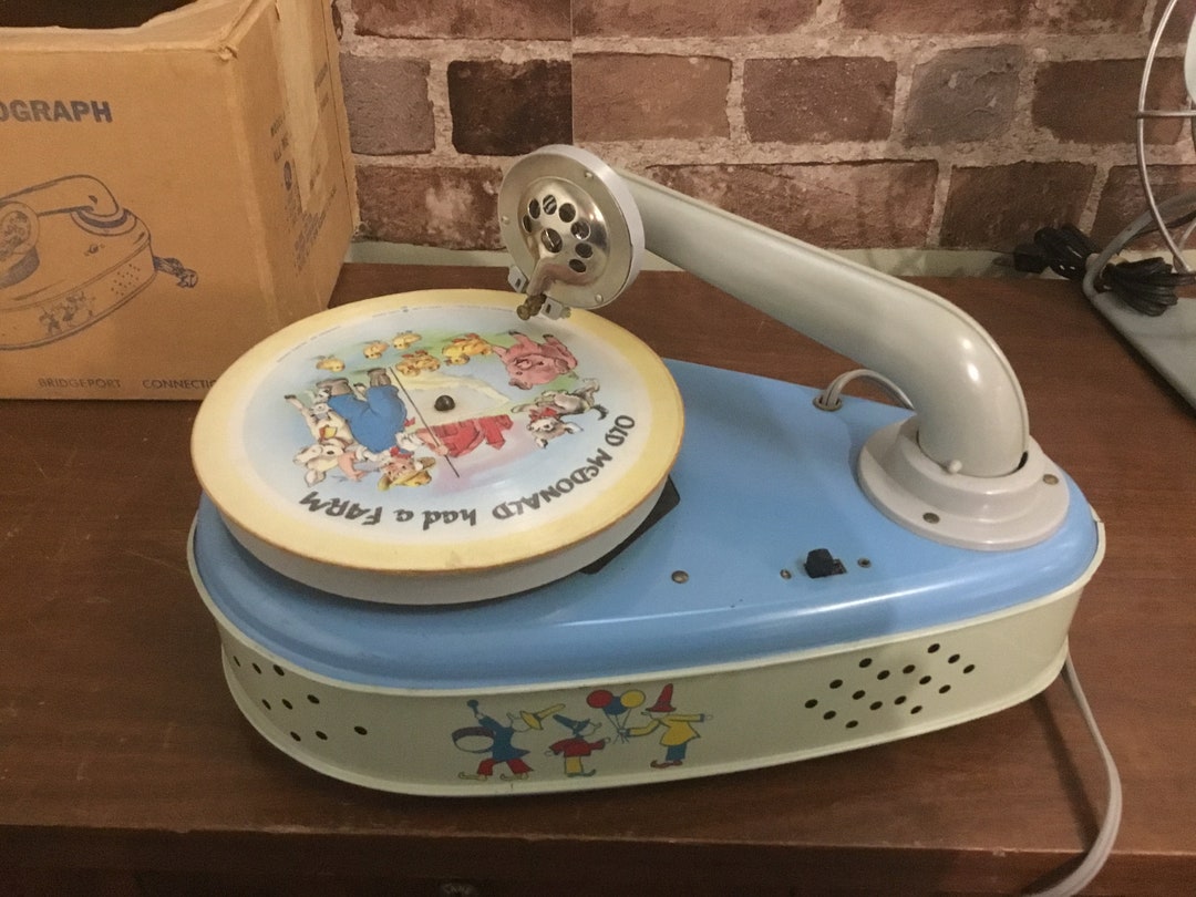 Vintage Tin Toy Phonograph - Etsy
