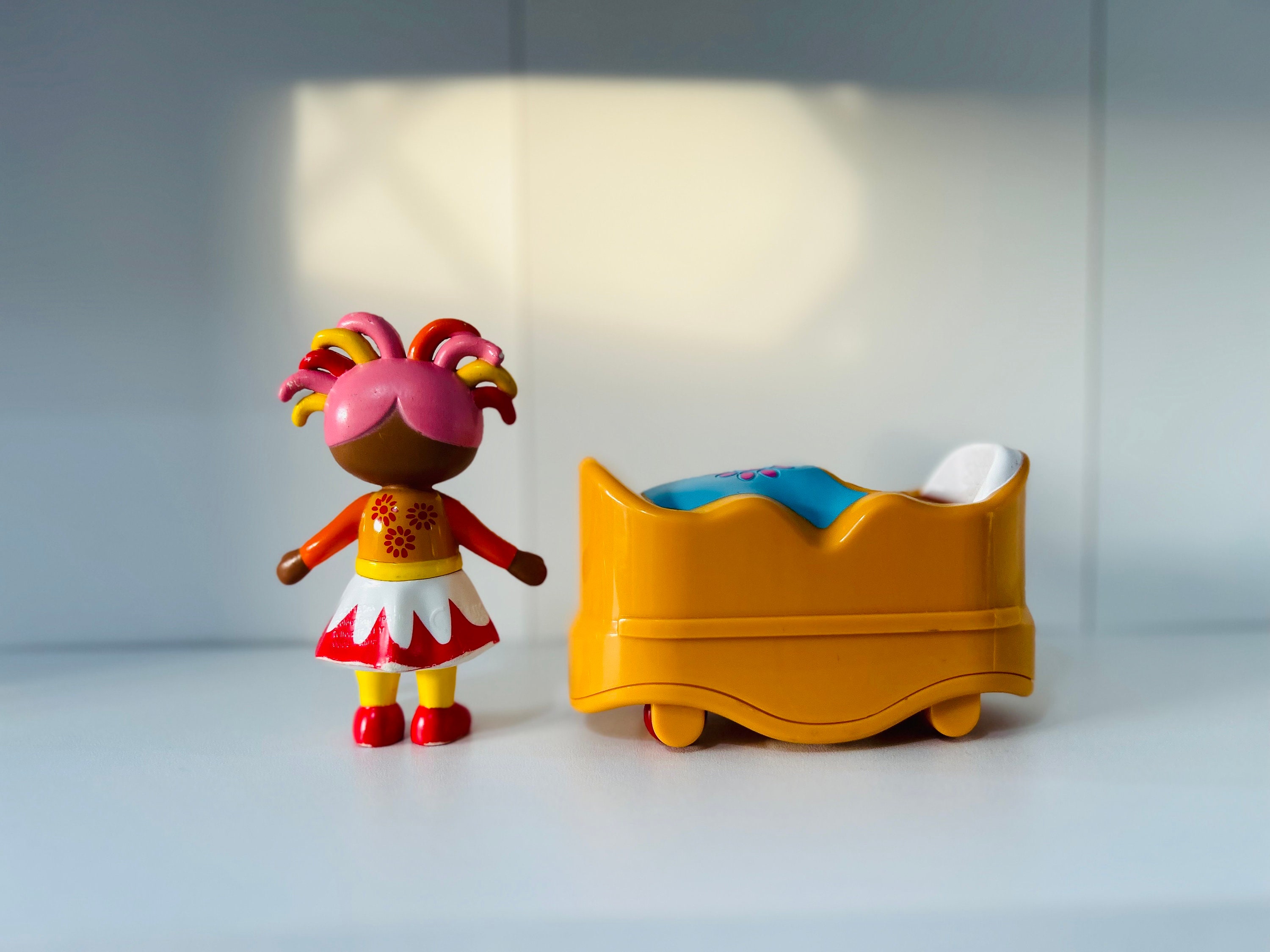 In the Night Garden Upsy Daisys Bed & Figure Set Rare Iggle Piggle ...