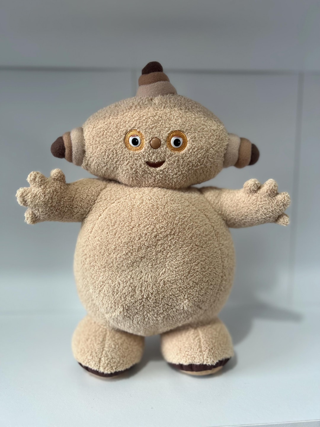 Hasbro Talking & Sounds Makka Pakka Soft Plush Toy in the Night Garden ...