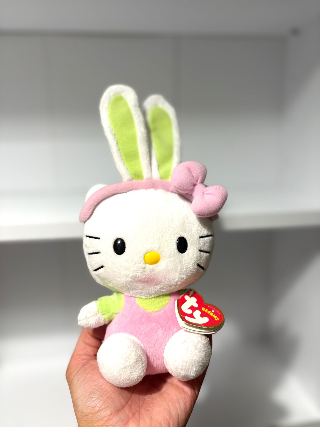 TY Hello Kitty Sanrio Easter Bunny Theme Pink Jumper Green Ears Kawaii ...