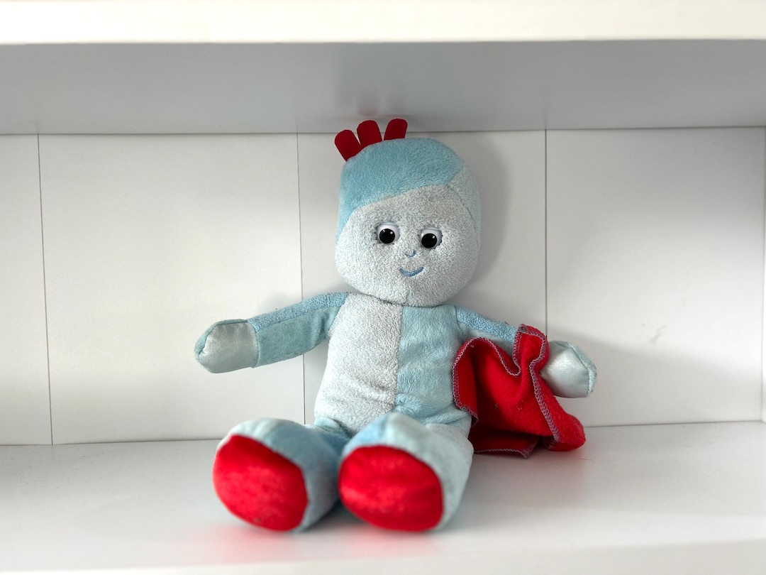 Interactive Talking Iggle Piggle Plush | in the Night Garden Comforter ...