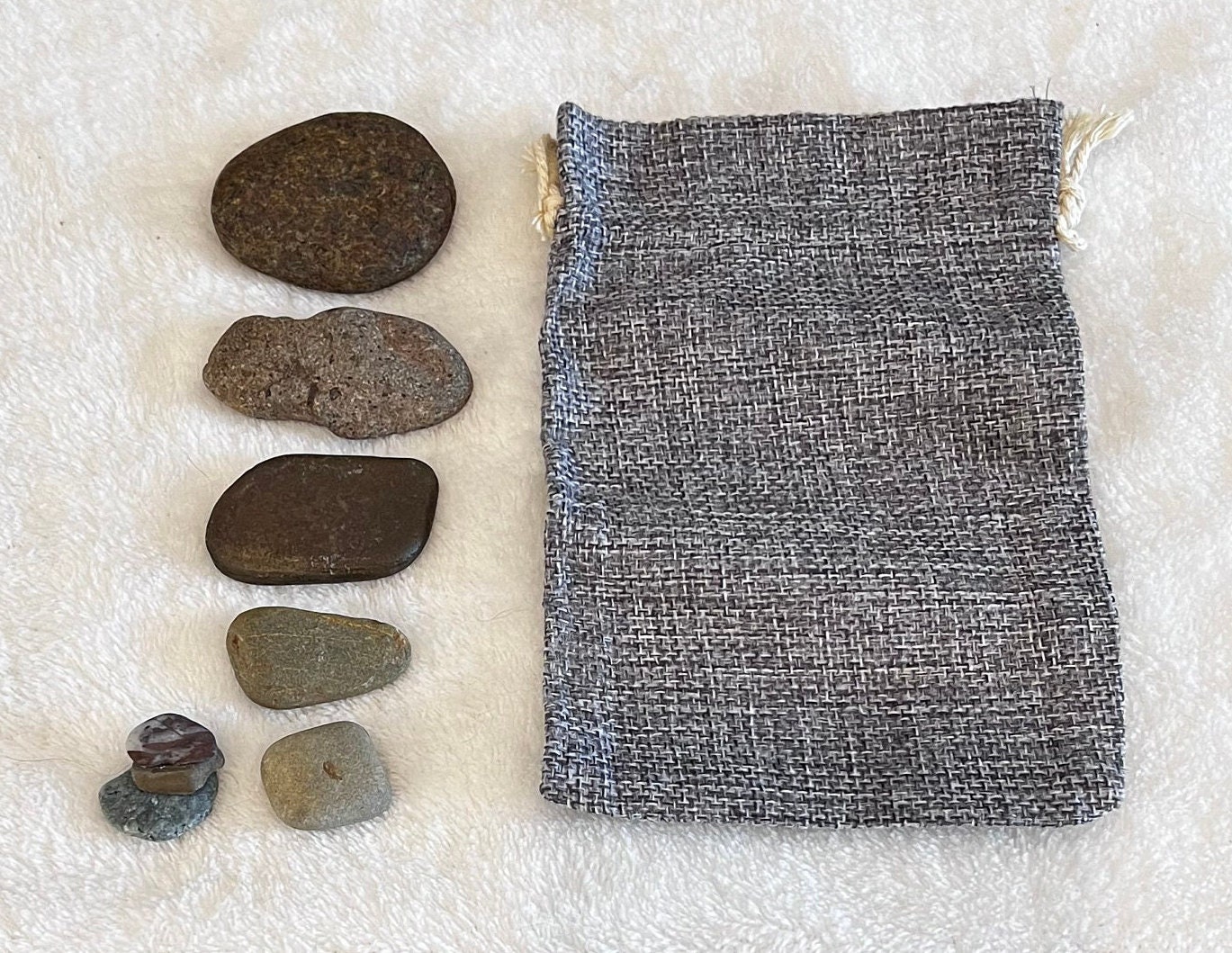 DIY Stone Stacking, Re-stackable Stone Cairn, Balancing Stones, Zen ...