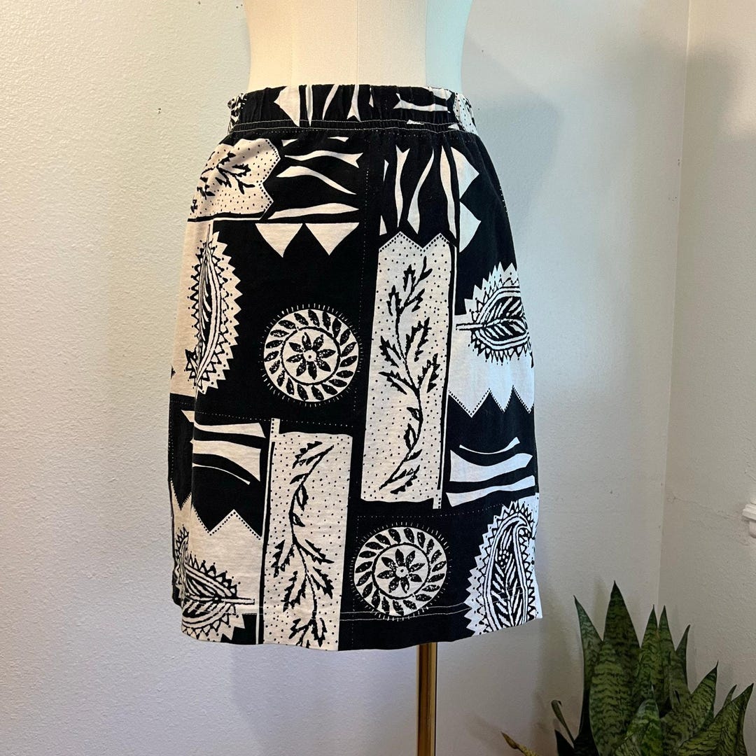 Vintage Italy Made Cotton Black & White Floral Abstract Print Skirt ...