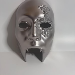 Skeleta Era Nameless Ghoul Fang Mask / Ghost - Etsy