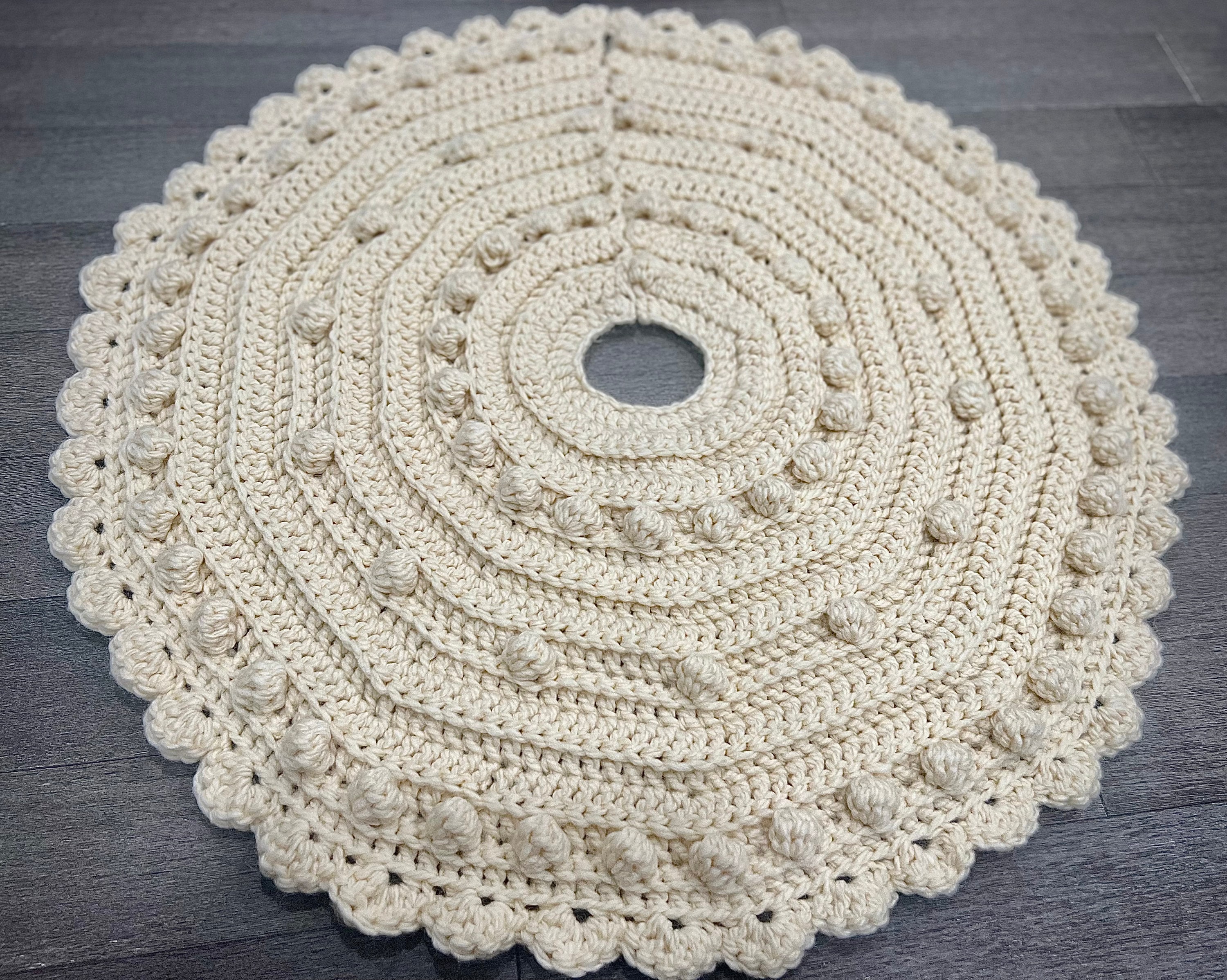 Crochet Christmas Tree Skirt - Etsy