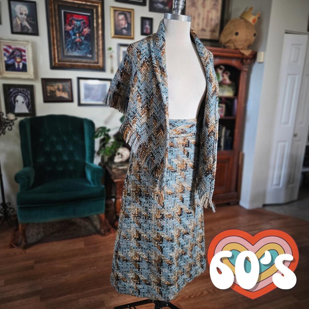 Vintage 60s Suzy Cream Cheese Chunky Knit Tweed Skirt and Shawl Set ...