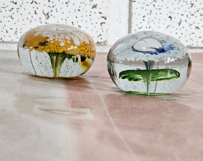 Two Paperweights David Paterson Signed, Art Glass Paperweight Pair. - Etsy