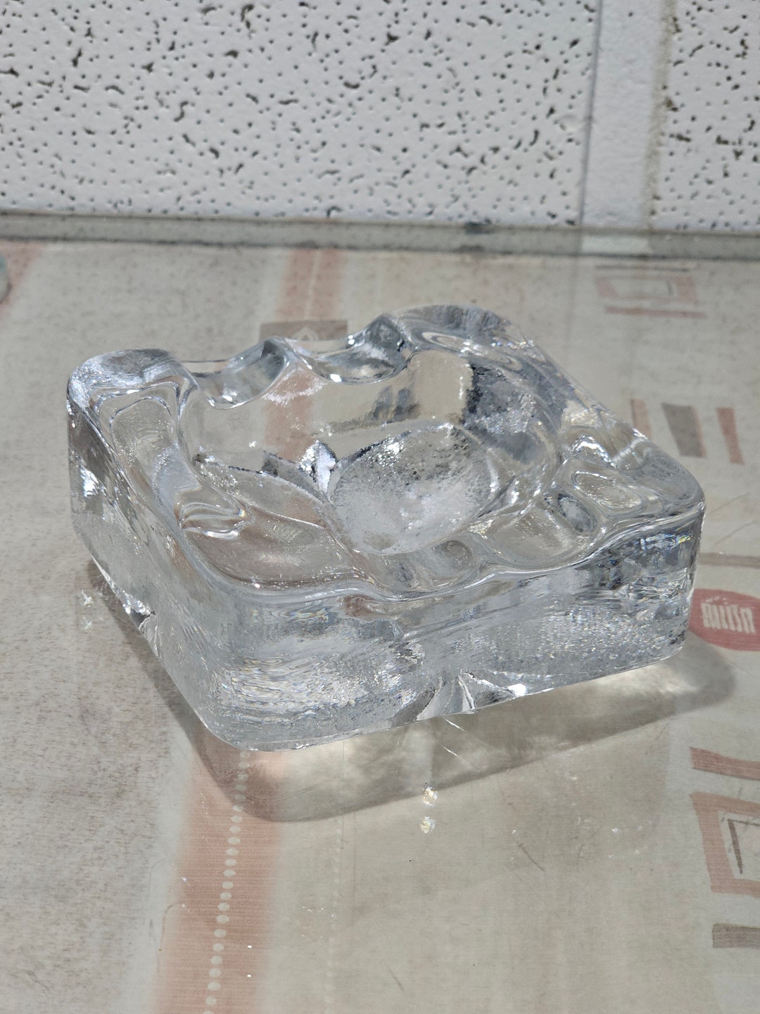 Heavy Glass Block Ash Glass Ashtray - Clear Glass With Decorative Round ...