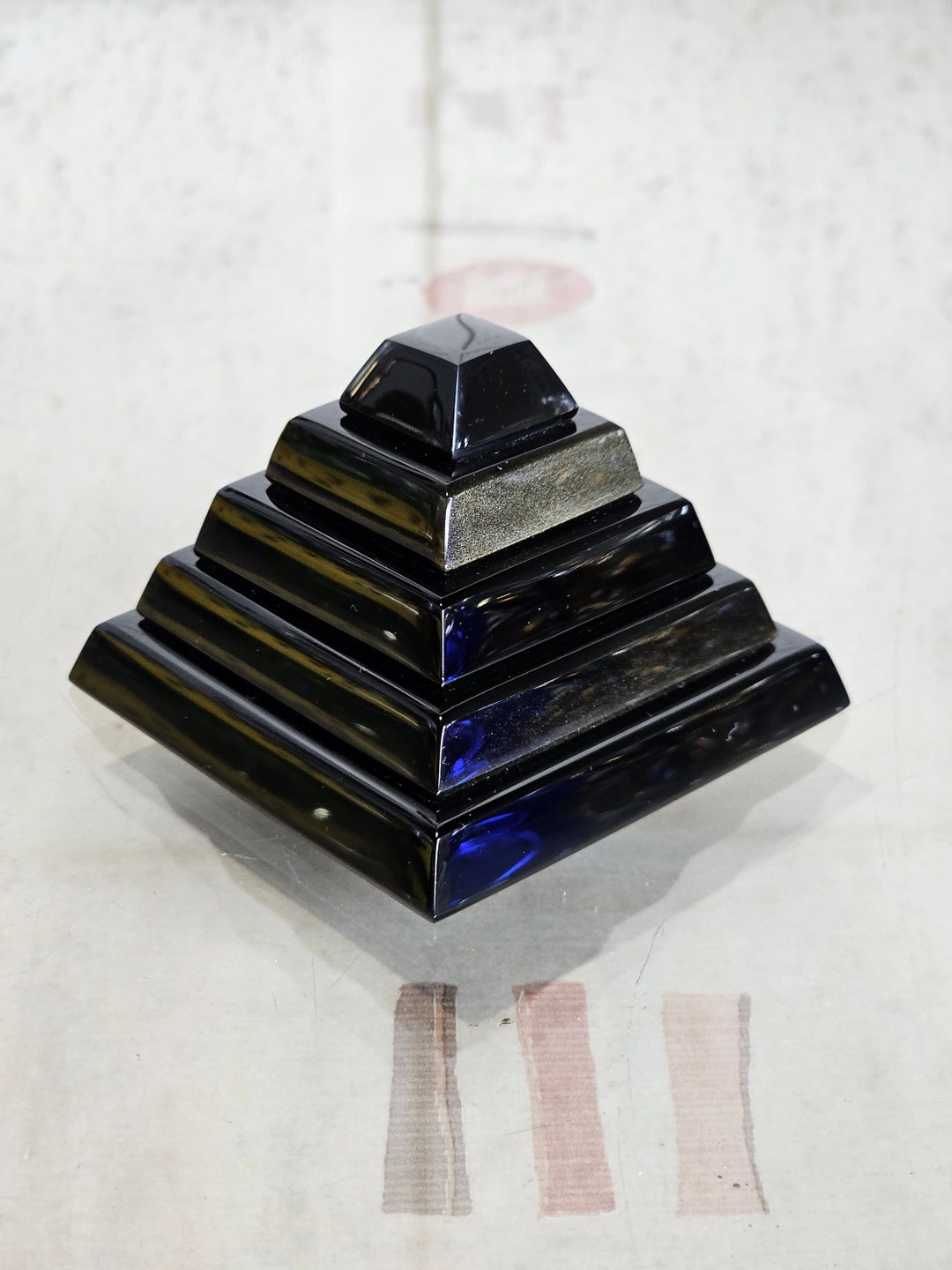 Black Obsidian Pyramid Paperweight, Original Obsidian Stone Pyramid of ...