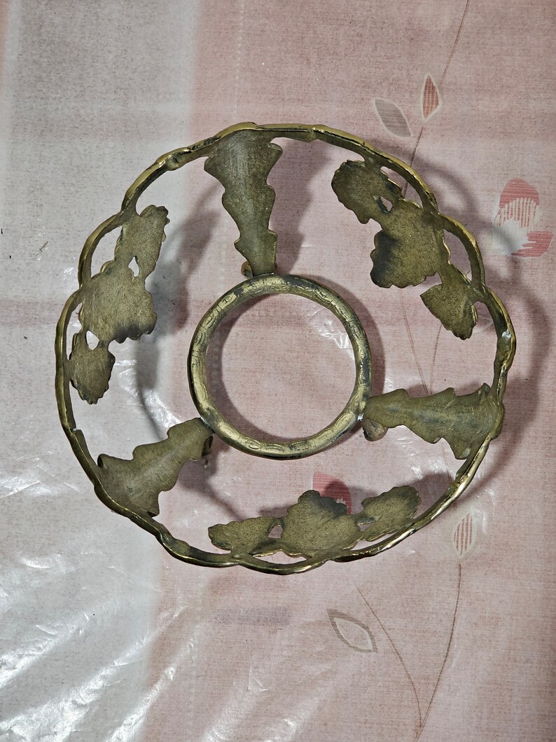 Large Vintage Solid Brass Tri Stand Bunch of Grapes Motif. - Etsy