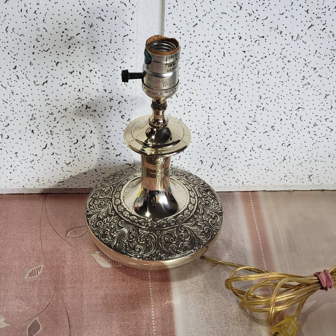 Antique Engraved Solid Brass Lamp/hand Engraved Brass Table Lamps/very ...