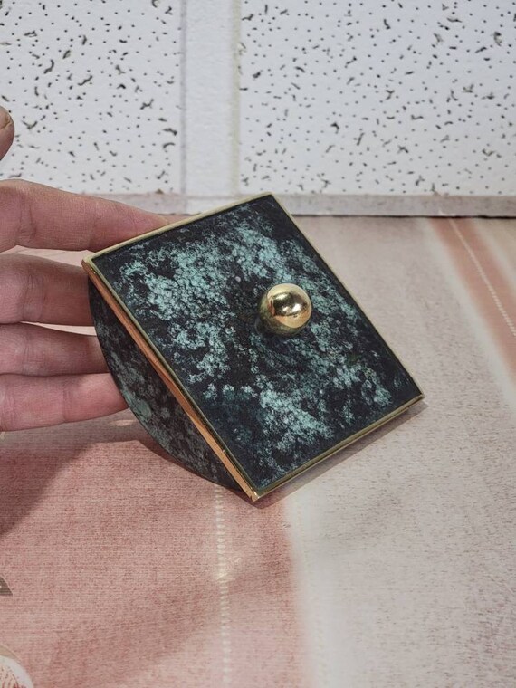 antique solid brass jewelry box.vintage pretty jewelr… - Gem