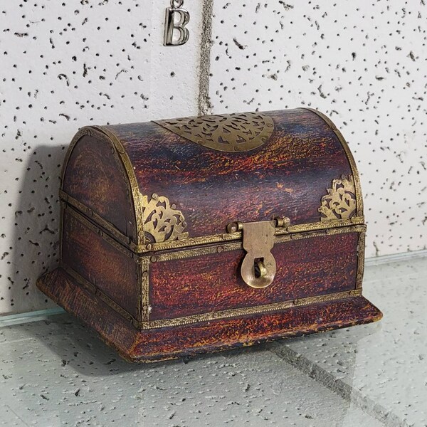 Antique Wooden Box - Etsy