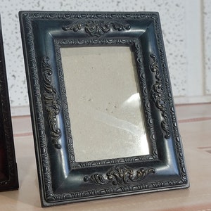 Vintage Resin Photo Frame Pair Art Decor . Pair of Prestige Frames ...