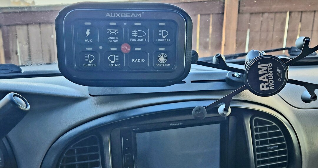 RAM Mount Auxbeam 8 Switch Panel Holder - Etsy