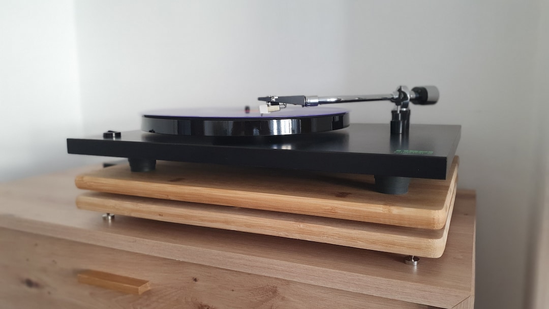 Bamboo Record Player Isolation Platform/stand for Rega, Dual, Technics ...