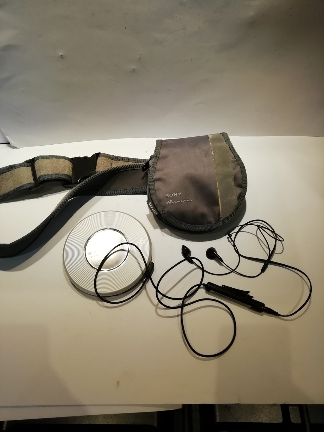 SONY D-EJ785 CD Walkman Discman Personal Stereo Music Compact Disc ...