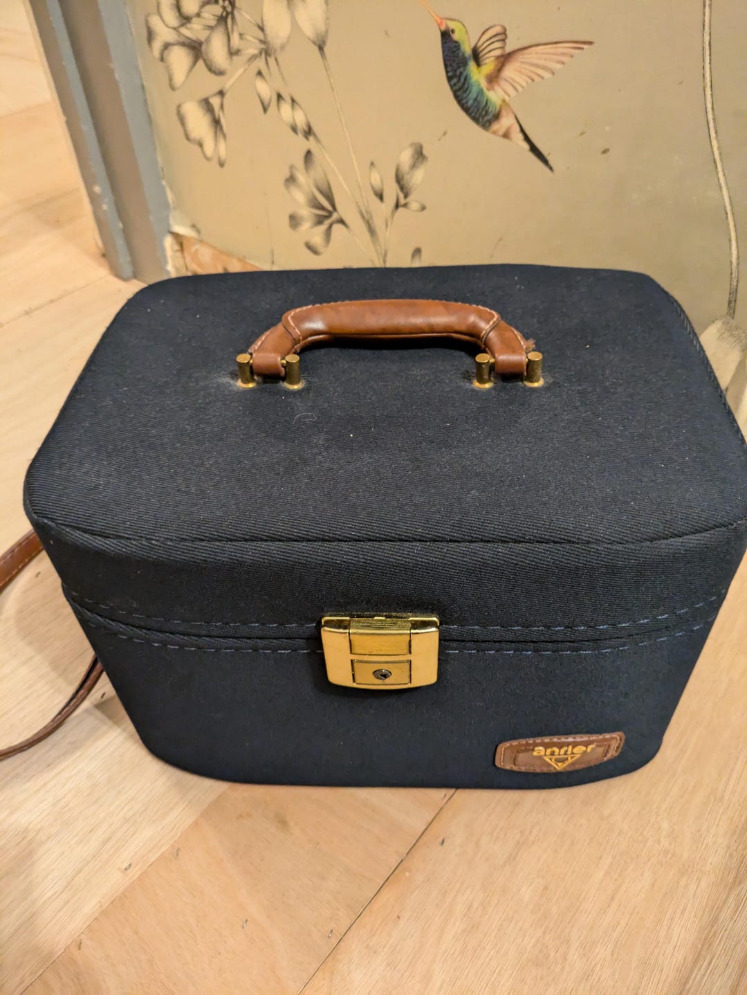 Vintage Antler Vanity Case, Soft Effect Finish With Gold Tone Clasp and ...