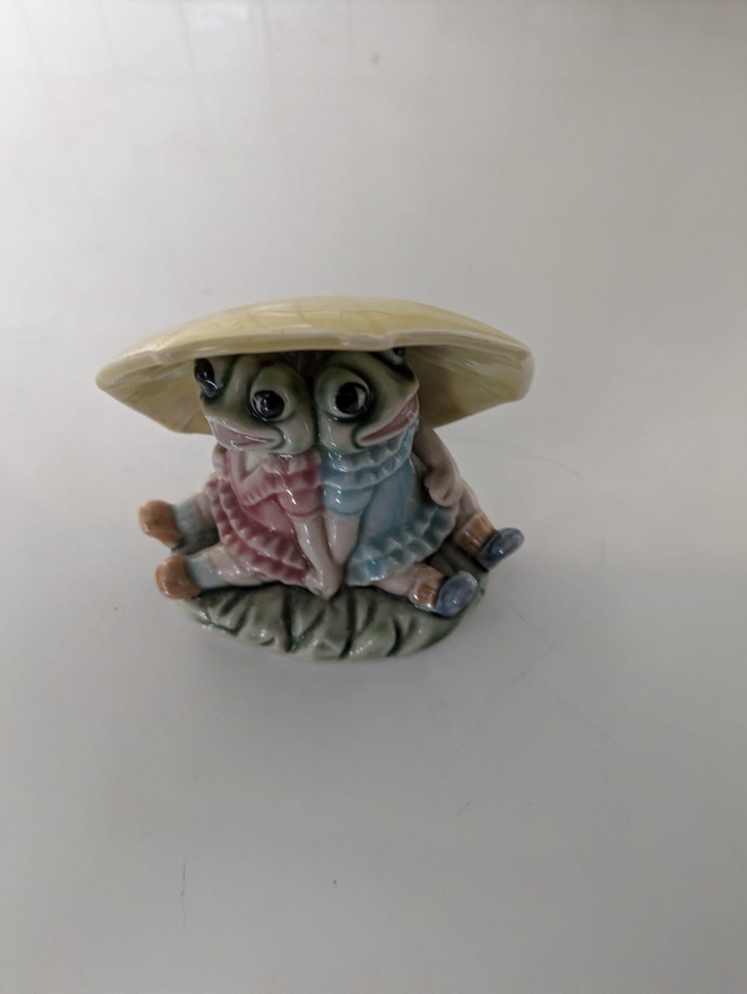 Vintage Ceramic Ornament of Two Frogs Under an Umbrella. - Etsy