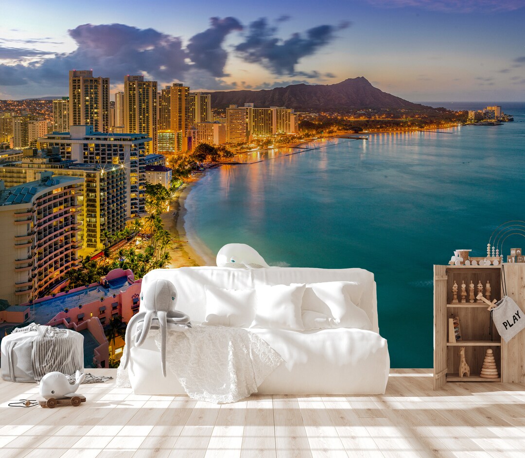 Breathtaking Waikiki Beach & Diamond Head Volcano Wallpaper Mural ...