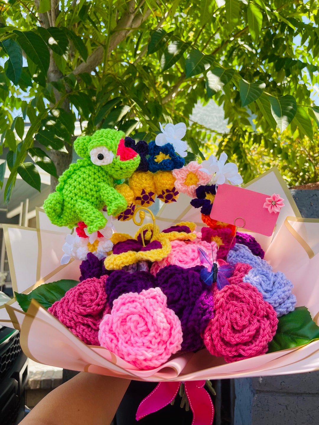 Disneys Tangled Crochet Bouquet Handmade Rapunzul Pascal Roses, Sundrop ...