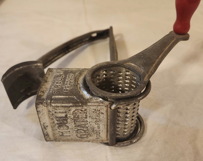 Mouli Gratee - Made in France. Red Handle. - Etsy