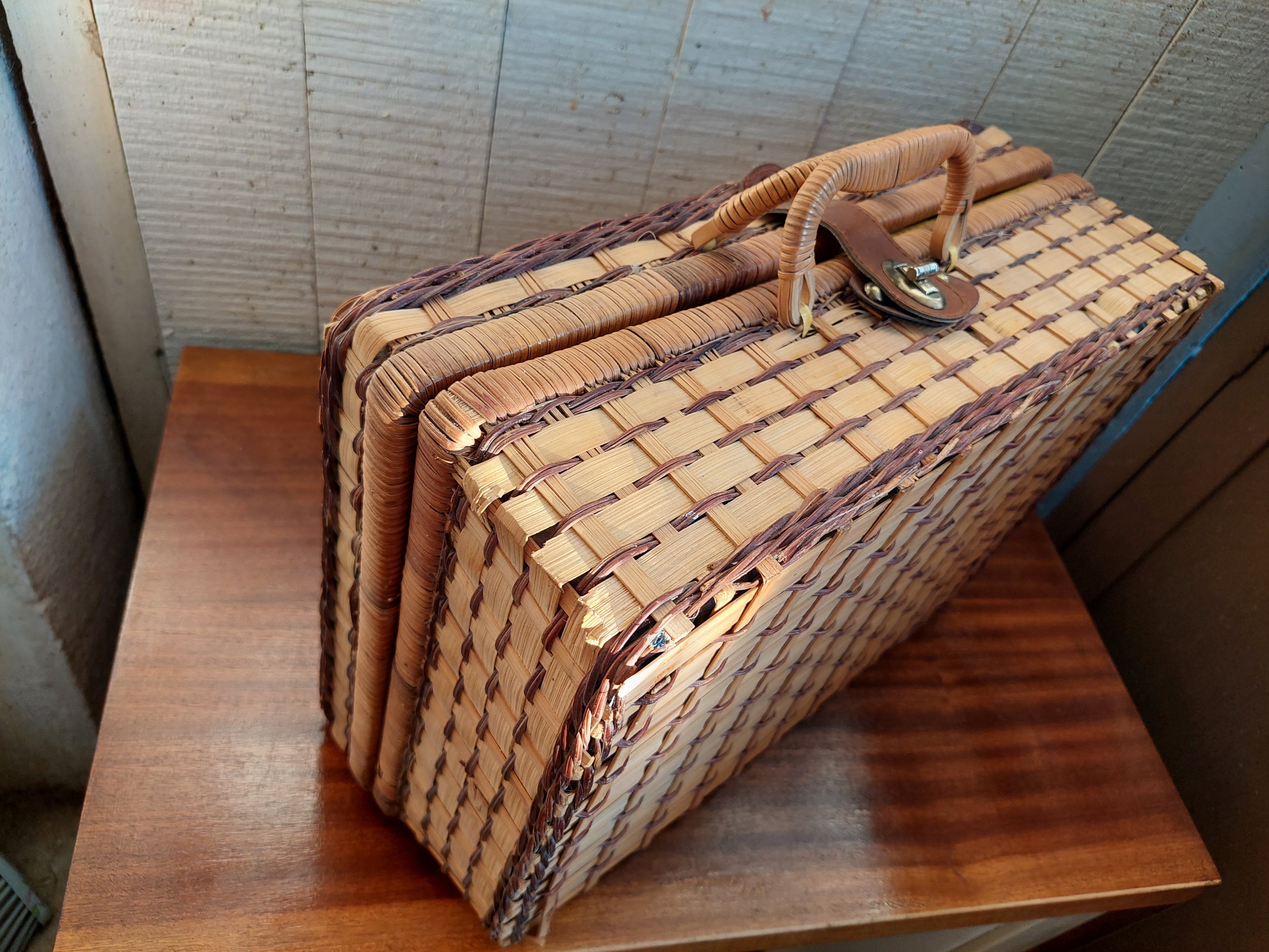 Wicker Picnic Suitcase Vintage 80s Handmade Wicker Suitcase - Etsy