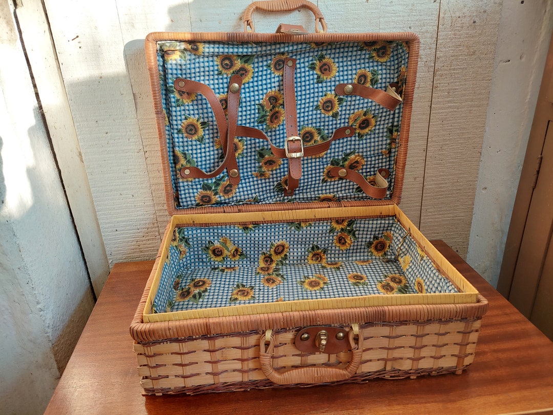 Wicker Picnic Suitcase Vintage 80s Handmade Wicker Suitcase - Etsy