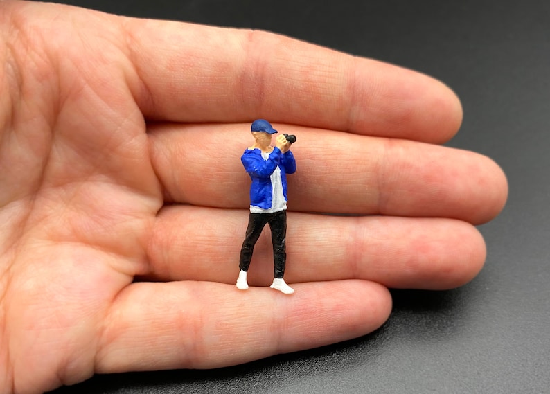 Miniature Human Figures. People Stood / Walking Models. 1:64 Scale - Etsy