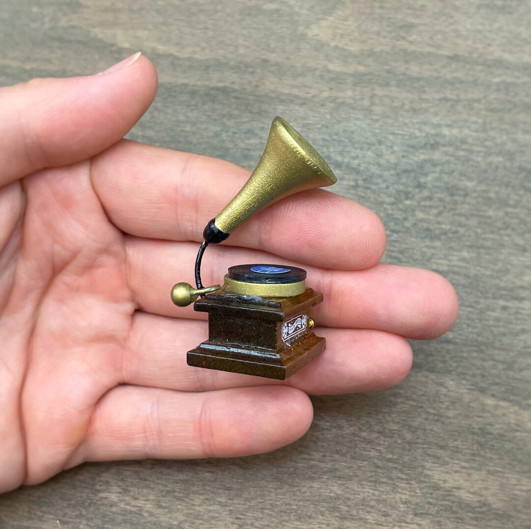 Miniature Phonograph / Gramophone. 1:12 Scale Miniature Accessory - Etsy