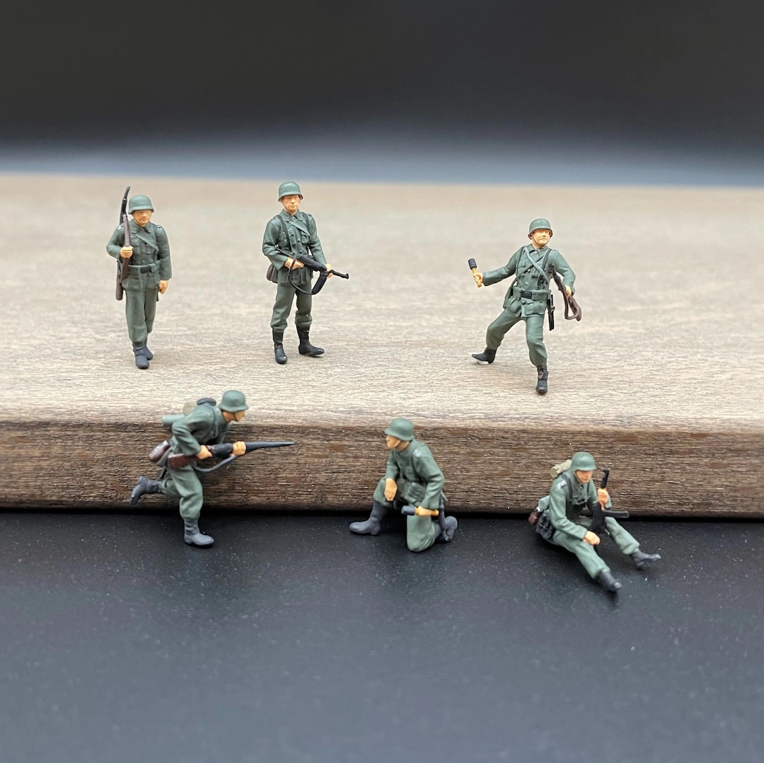 German Army Soldiers. Field Uniform WW2. Miniature 1:72 Scale Models - Etsy