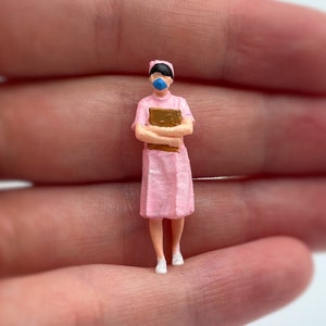 Nurses. Hospital Workers. Human Miniatures. Pink Scrubs. 1:64 Scale - Etsy