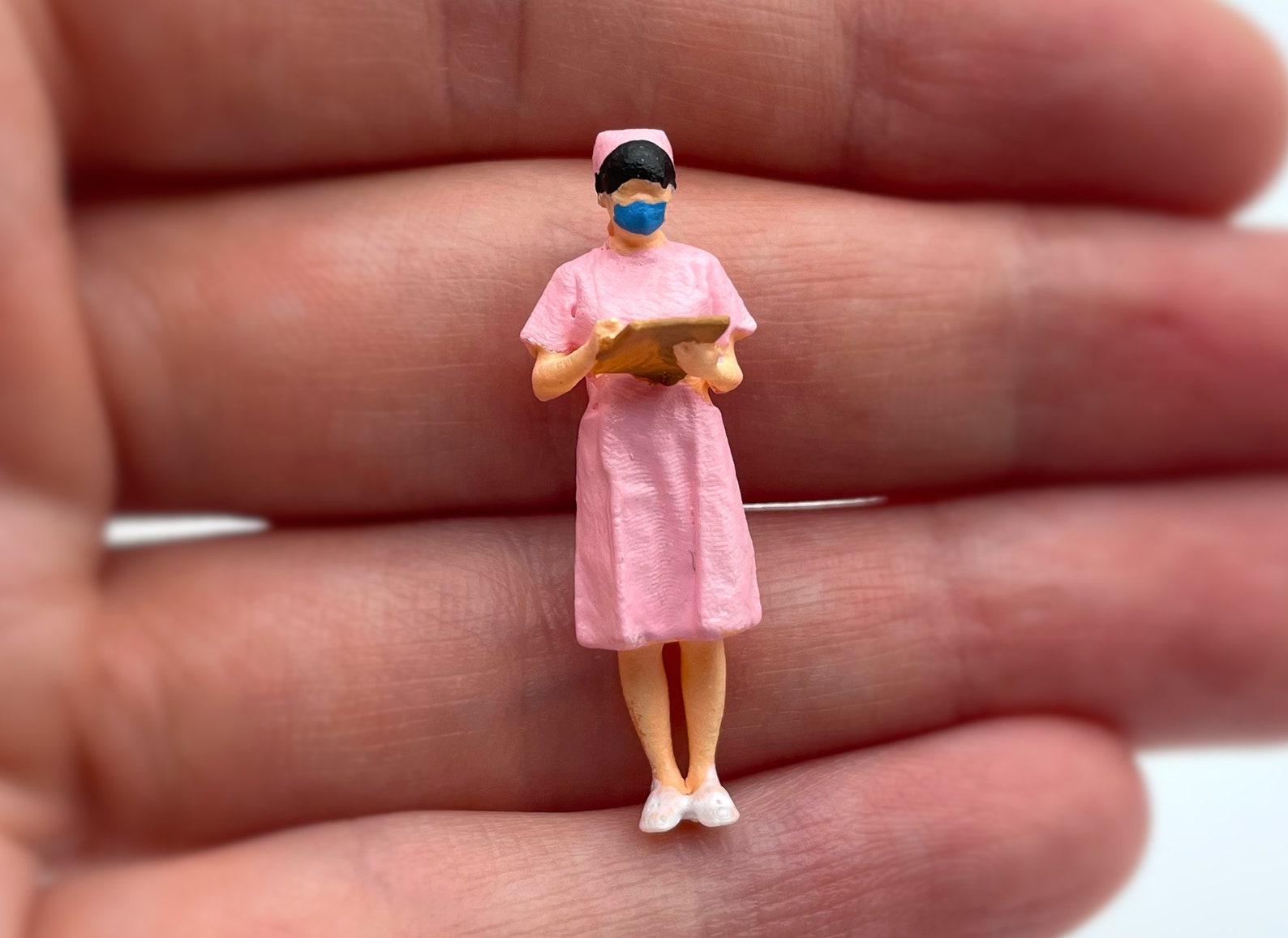 Nurses. Hospital Workers. Human Miniatures. Pink Scrubs. 1:64 Scale - Etsy