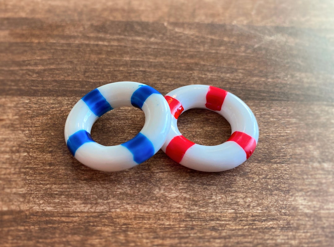 1:12 Scale Miniature 2 Life Buoys - Life Rings - Red and Blue Beach ...