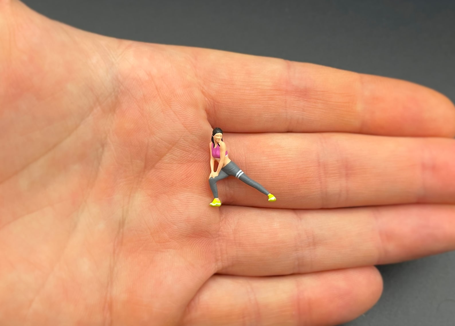 Exercising / Warming up Miniature Human Figures. 1:64 Scale - Etsy