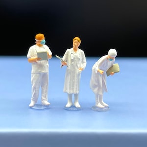 Nurse Doctor Surgeon. Hospital Worker Figures. 1:87 HO Scale Miniatures ...